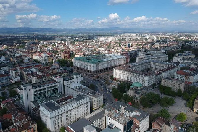 Sofia by Night Panoramic Tour with Dinner and Folklore Show