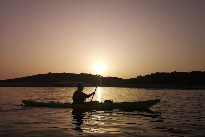 Sunset Kayak Tour in Hvar Town, Croatia