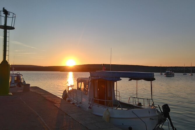 Taxi boat Kormat
