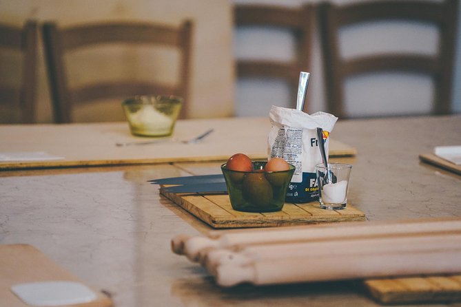 Verona: Traditional Italian Cooking Class with Pasta and Tiramisù