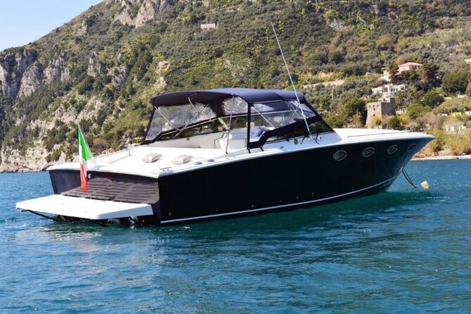 VIP Private Capri Dinner with Luxury Yacht Transfer & Aperitif