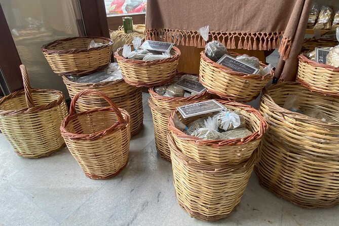 Walking Tour and Cooking Class on Naxos with Local Market Visit