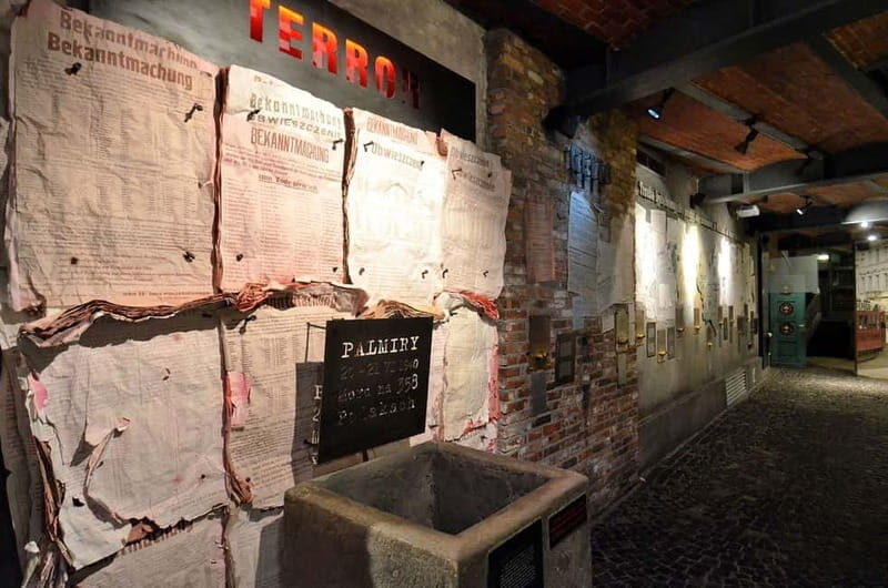 3-hour tour at Warsaw Uprising 1944 Museum /inc. Pick-up/