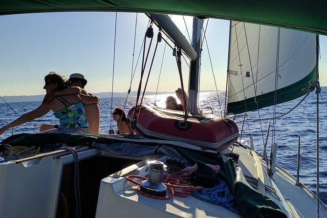 3 hours Neos Marmaras: Day or Sunset Sailing Tour Coves & Islands