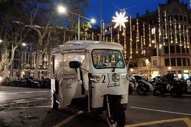 Christmas Lights Tour of Barcelona in Private Eco Tuk Tuk - FAQ