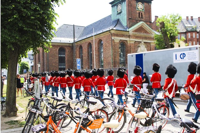 Copenhagen 1.5-hour City Highlights Bike Tour - What’s Included and What’s Not