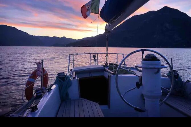 Sunset sailing on lake Como with Private Skipper - The Sum Up