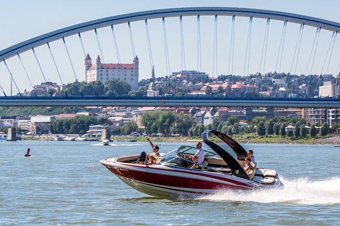 Bratislava by speedboat 1 Hour - The Sum Up