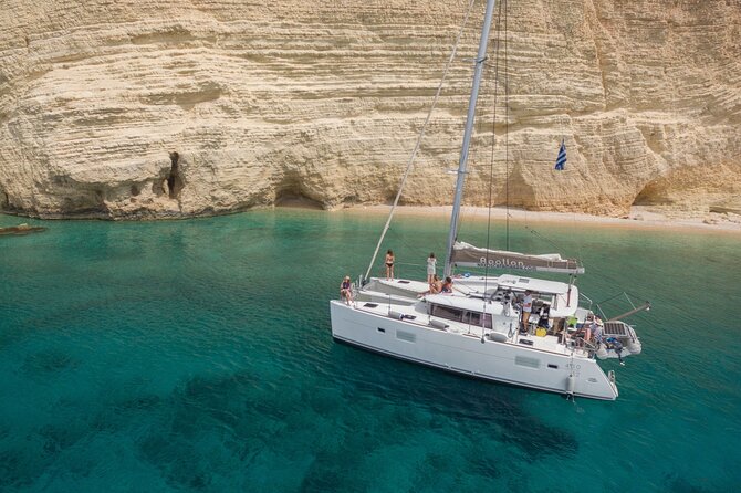 Catamaran All inclusive-Day Cruise to Naxos or Paros with Lunch - Who Will Love This Cruise?