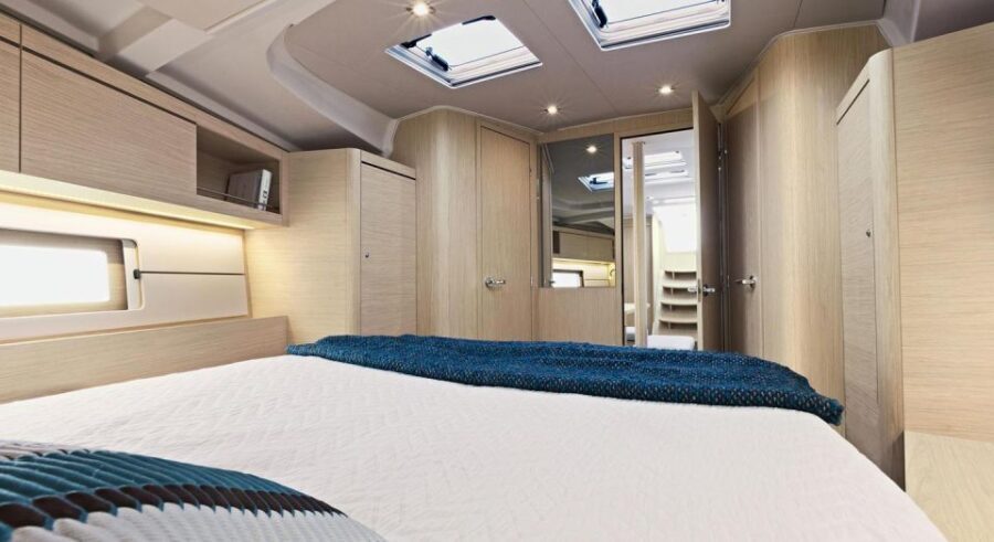 5-Day Crewed Charter "The Discovery" Beneteau Oceanis 46.1