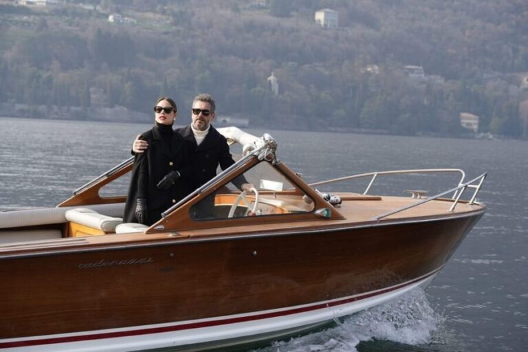 5 or 6 hours Classic Wooden Boat Tour with Prosecco - The Sum Up