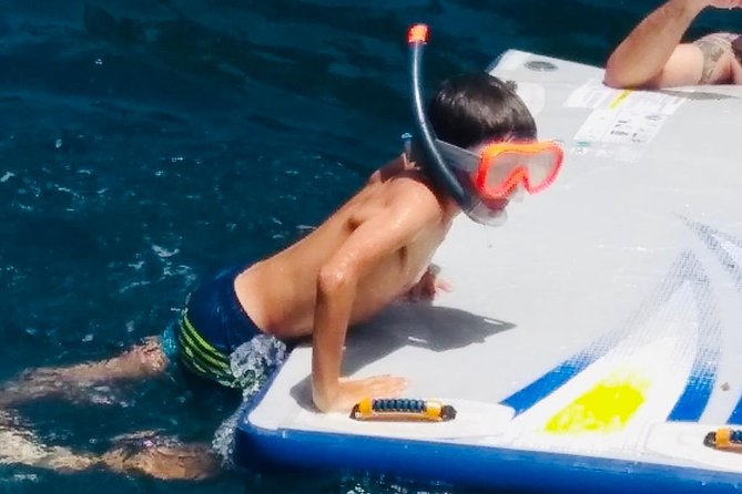 Catamaran ride -Costa Brava with barbecue and drinks. Familiar. - Authentic Experiences: What We’ve Gathered from Reviews