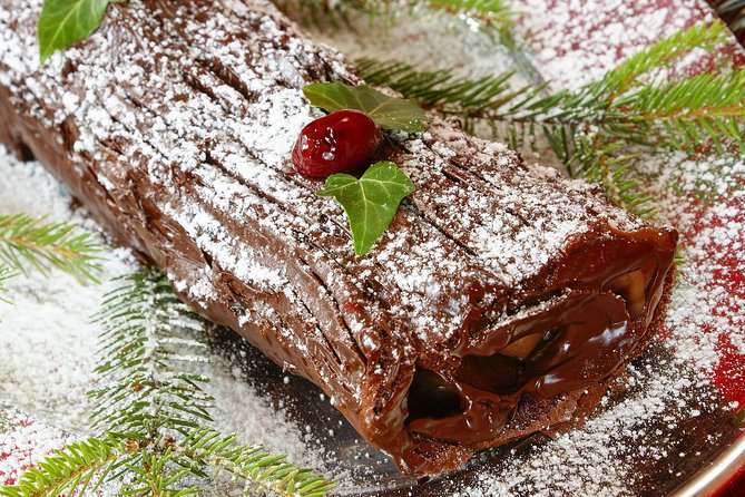 Paris Small Group French Christmas Cooking Class - Who Should Consider This Tour