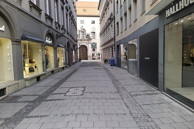 Paul's Welcome Walking Tour in Old Town Munich - FAQ about Paul’s Welcome Walking Tour