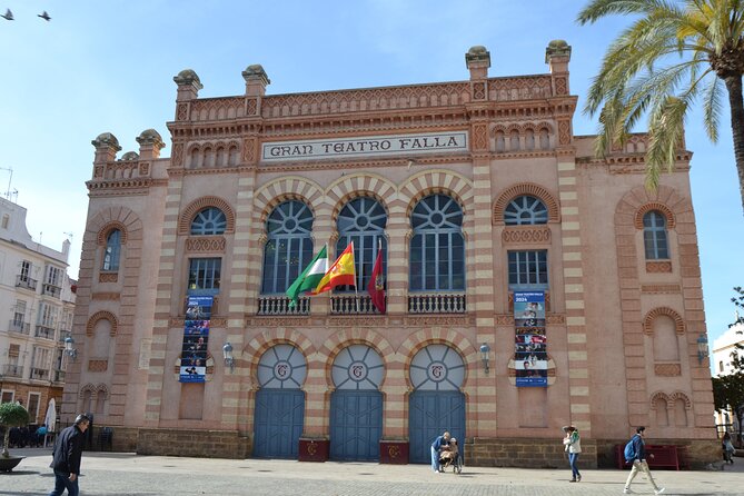 Walking Tour through Cádiz: Stories from the hand of a local guide - Who Should Consider This Tour?
