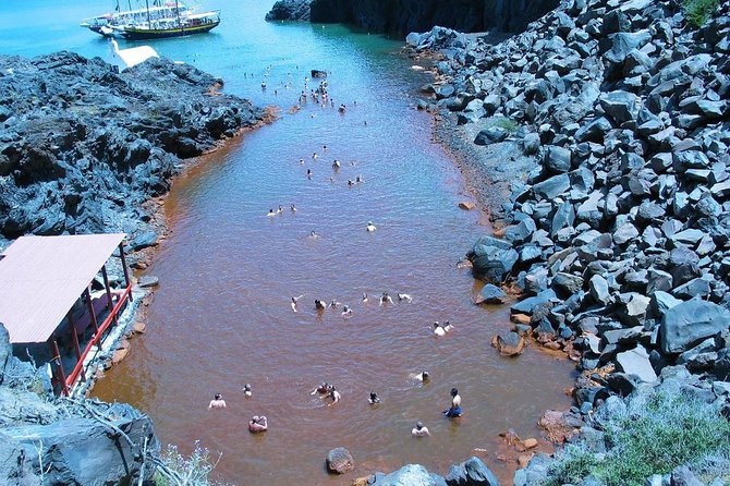 Santorini Volcanic Islands Cruise: Volcano,Hot Springs,Thirassia and Oia Sunset - Who Is This Tour Best Suited For?