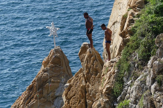 Small-Group or Private All Inclusive 4 Hours City Tour & Divers - The Sum Up