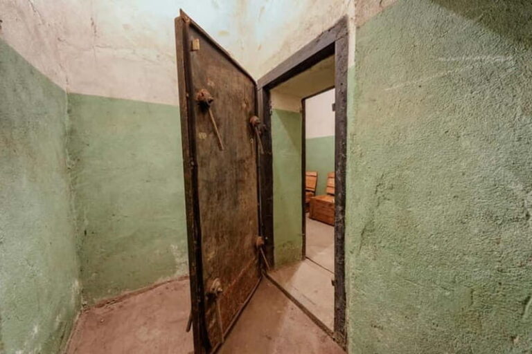 A Journey Through Abandoned Wonders - Tbilisi Urbex Tour - Who Should Consider This Tour?