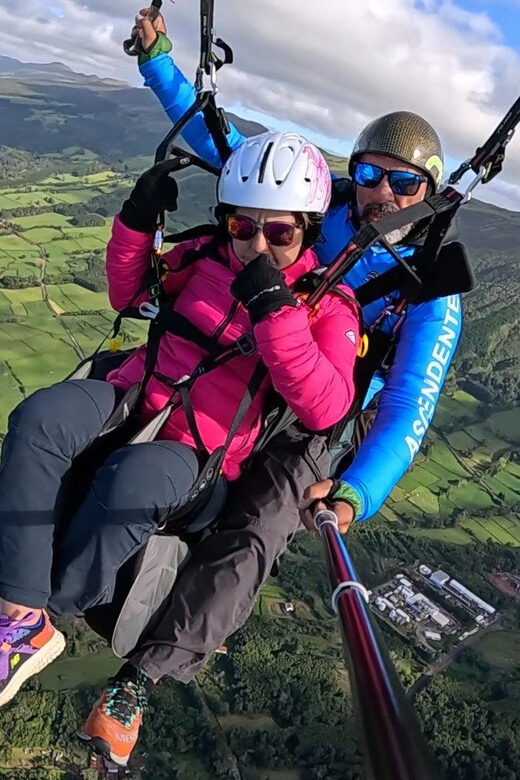 Açores: Paragliding Flight - São Miguel