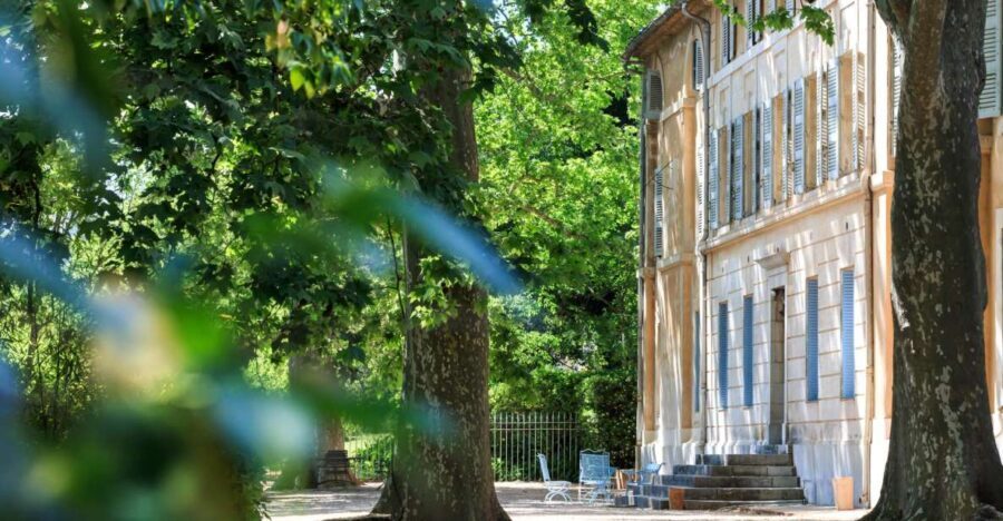 Aix-en-Provence: Full Day Wine Tour in Luberon with Tasting