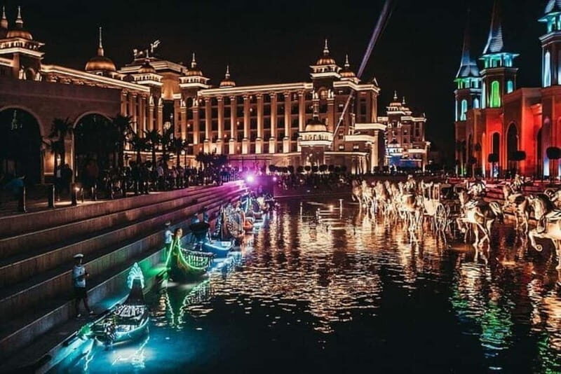 Alanya/Antalya: Land of Legends Shopping Tour and Night Show
