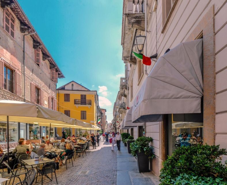 Alba: Historic Town Highlights Guided Walking Tour