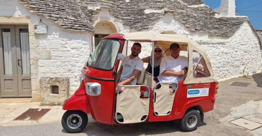 Alberobello: Private Tuk Tuk Tour with Audio Guide
