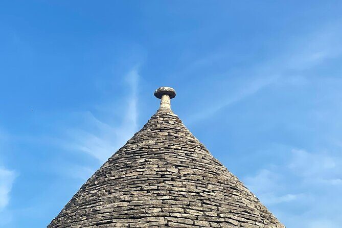 Alberobello walking tour with aperitif