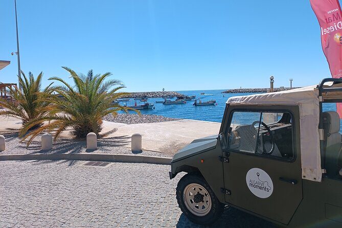 Albufeira: A Local Experience w/food tasting & local shops