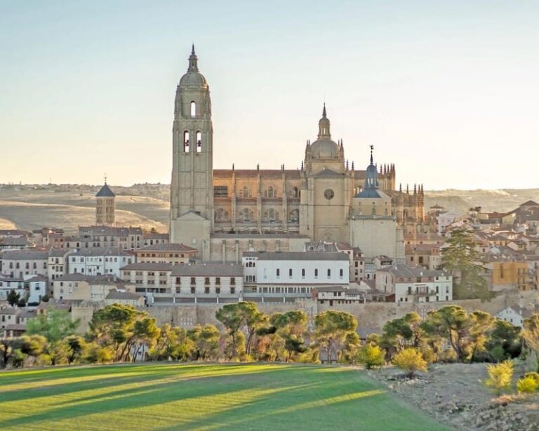 Alcázar and Historic Segovia & Toledo Tour from Madrid - The Practicalities: What to Expect