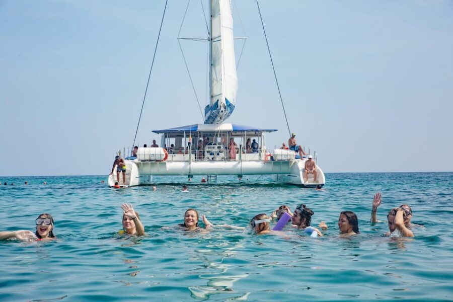 Alicante: 3-Hour Coastal Catamaran Cruise