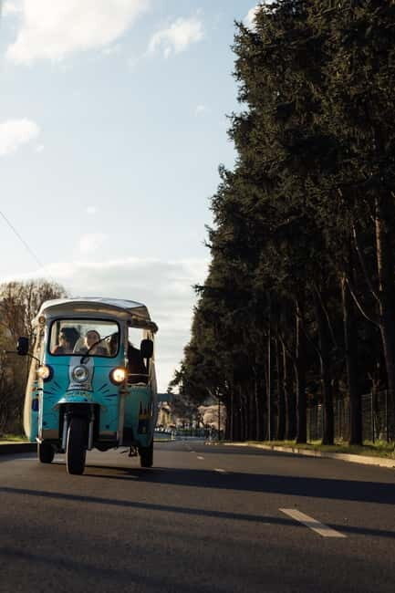 Angers: Ride on the banks of the Loire in electric Tuk Tuk - What Makes This Tuk Tuk Tour Stand Out?