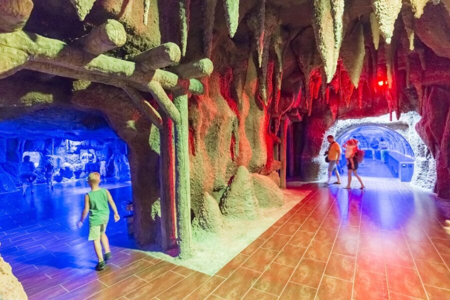 Antalya: Aquarium and Wax Museum Entry Ticket - Who Should Consider This Tour?