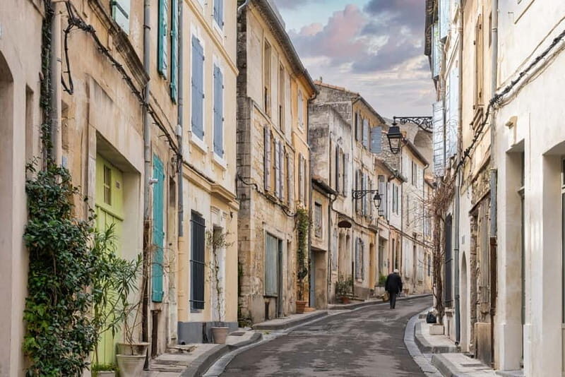 Arles: Express Walk with a Local