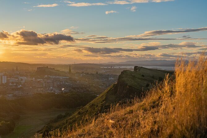 Arthur's Seat Hike: Sunset, Sunrise, Daytime
