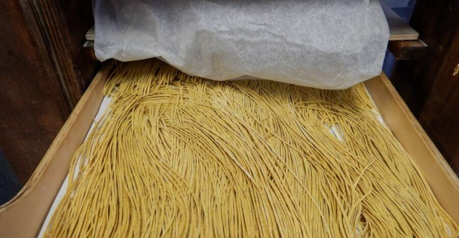 Asti: Pasta & Tiramisu Class at a Local's Home