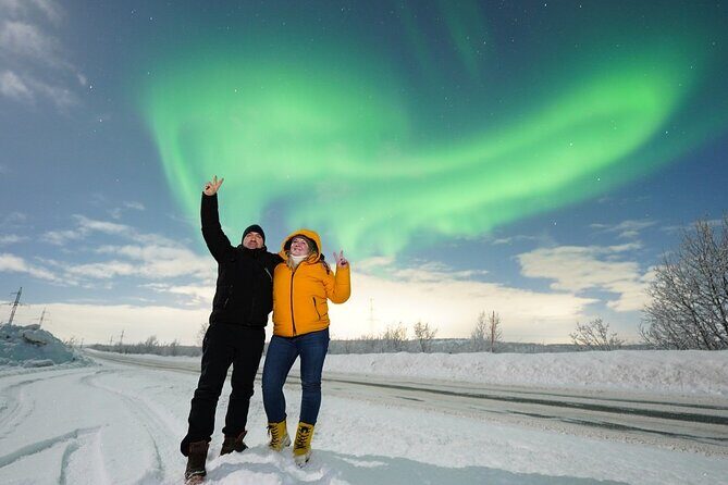 Aurora trip and Snowshoes in Lake Rautusjarvi