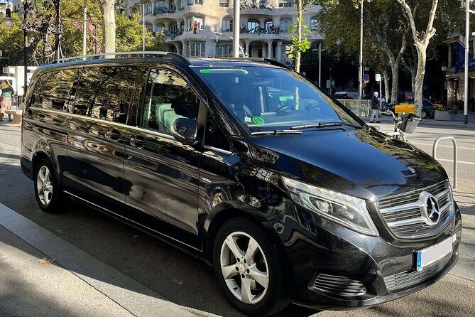 Barcelona airport transfer (From 1 to 7 passengers)