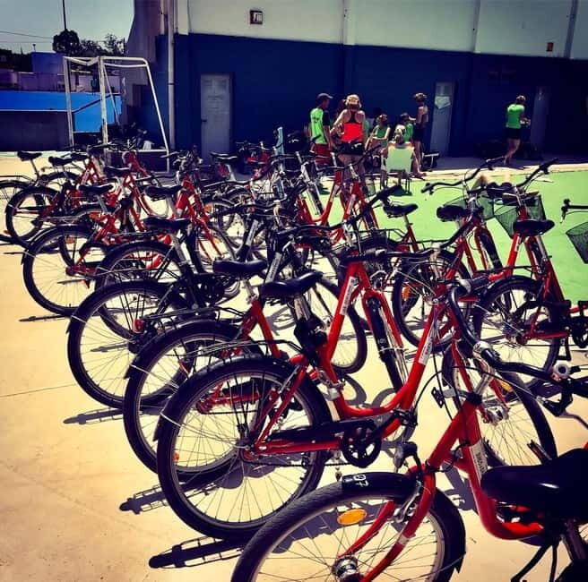 Barcelona: Bike Rental with Map & Local Recommendations