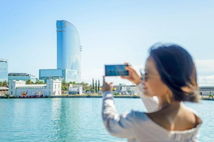 Barcelona: E-Bike Tour with Montjuic Cable Car & Boat Ride