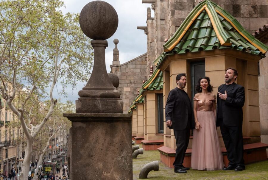 Barcelona: OPERA HITS Concert at historical Casa Museu
