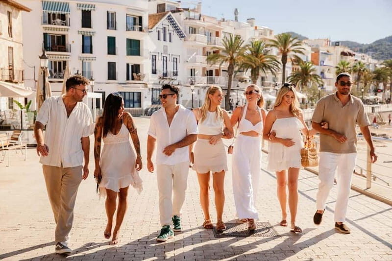 Barcelona: Private Sitges & Tarragona Guided Tour &Free Time