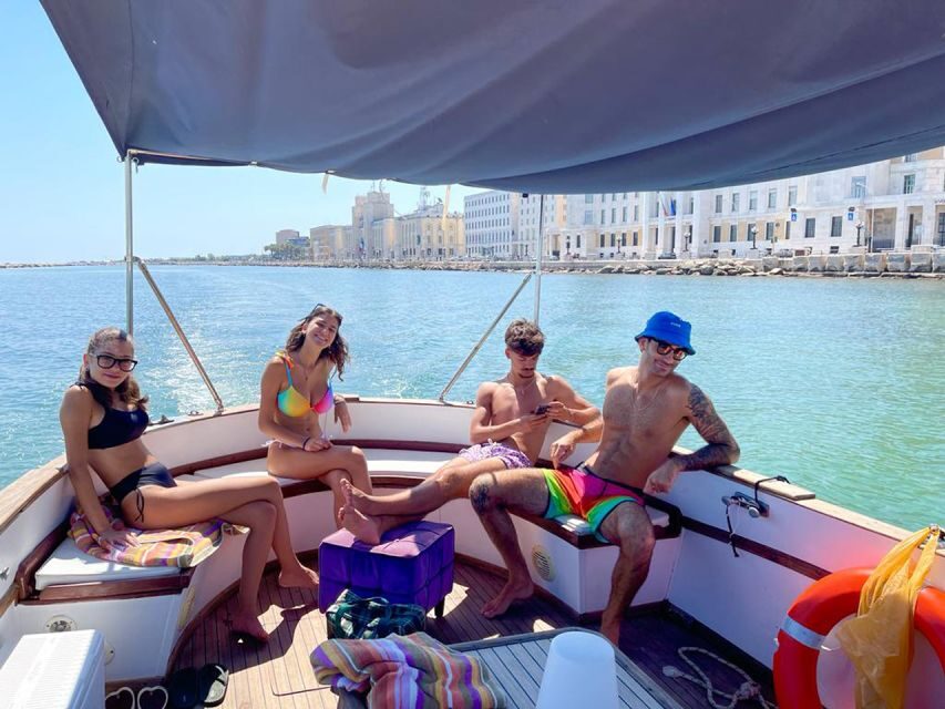 Bari by boat: admire the city from the sea with Aperitivo