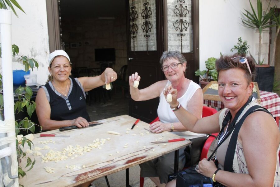 Bari: Pasta Experience Walking Tour