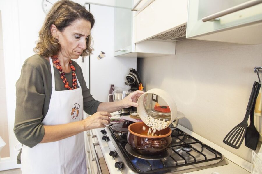 Bari: Private Cooking Class at a Local's Home