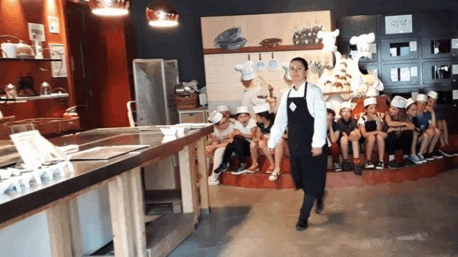 Bayonne gourmet food walking tour : Taste the Basque Country
