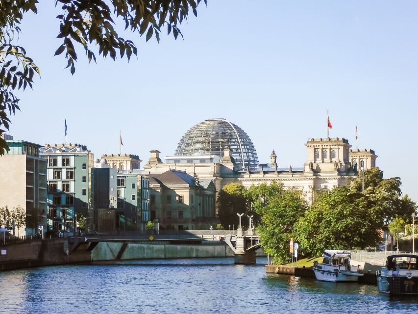 Berlin: Reichstag, Plenary Chamber, Cupola & Government Tour