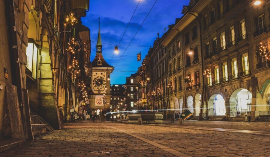 Bern Old Town - Private Historic Walking Tour