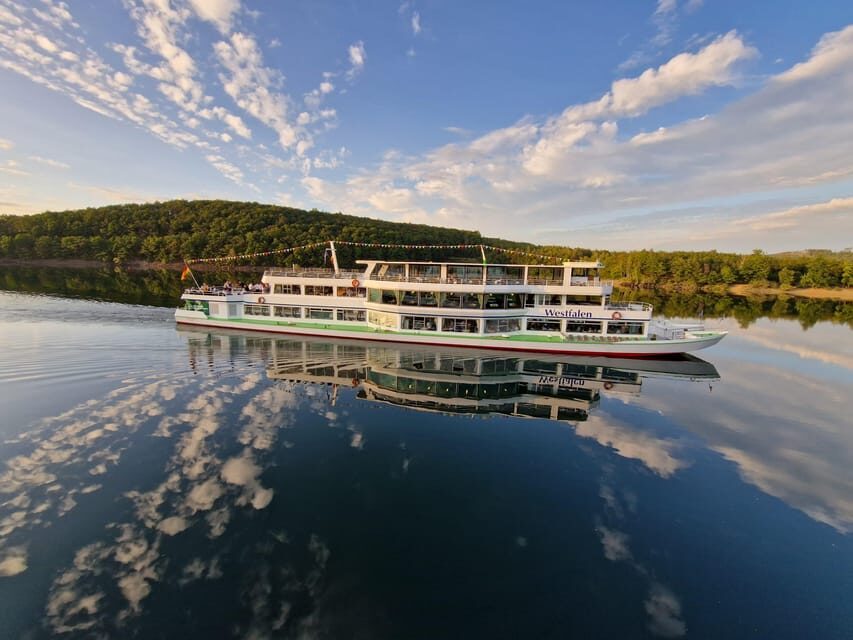 Biggesee: 80s & 90s Lake Boat Party