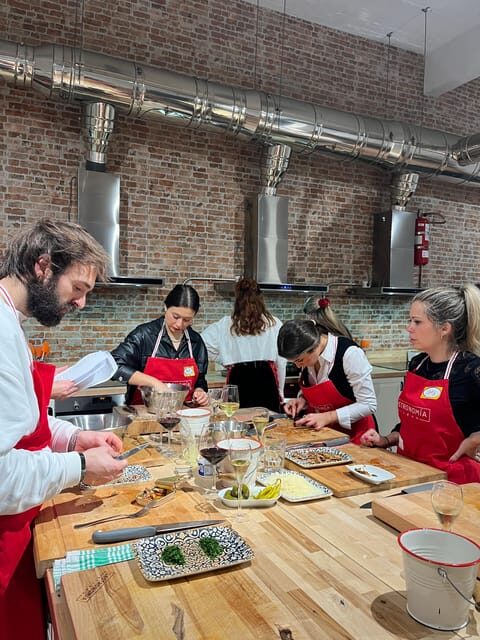 Bilbao: Basque Pintxos and Tapas Cooking Class